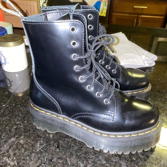 Dr. Martens | Shoes | Authentic Doc Marten Platform Combat Boots | Poshmark